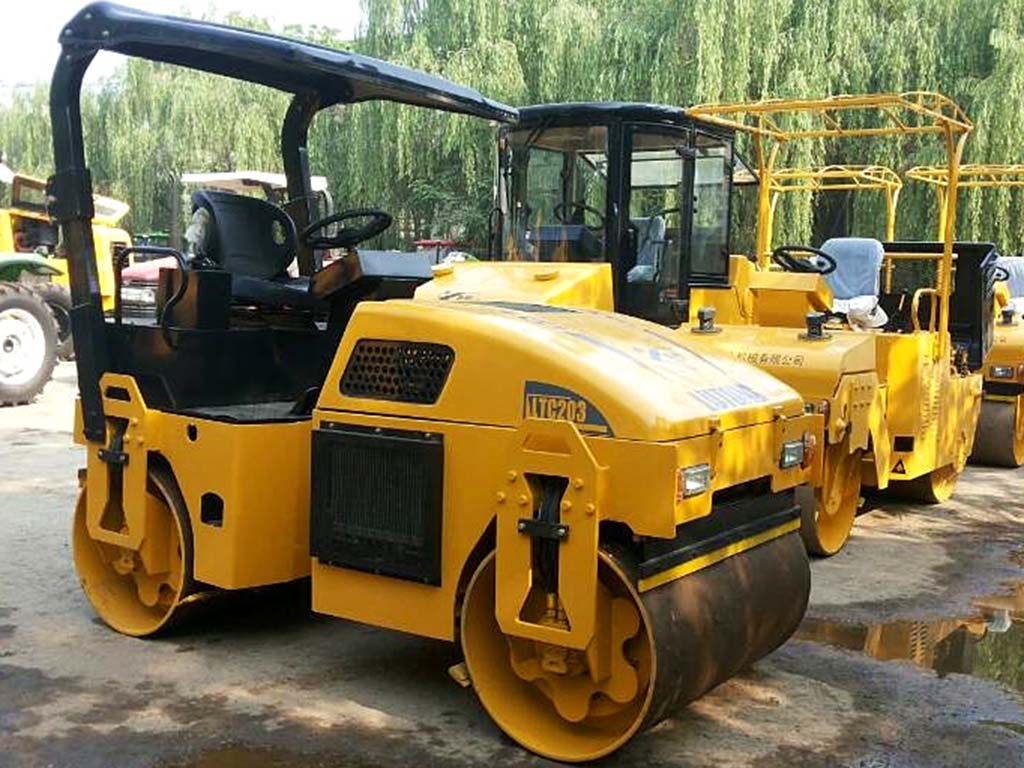 LTC203 Fully hydraulic twin steel wheel